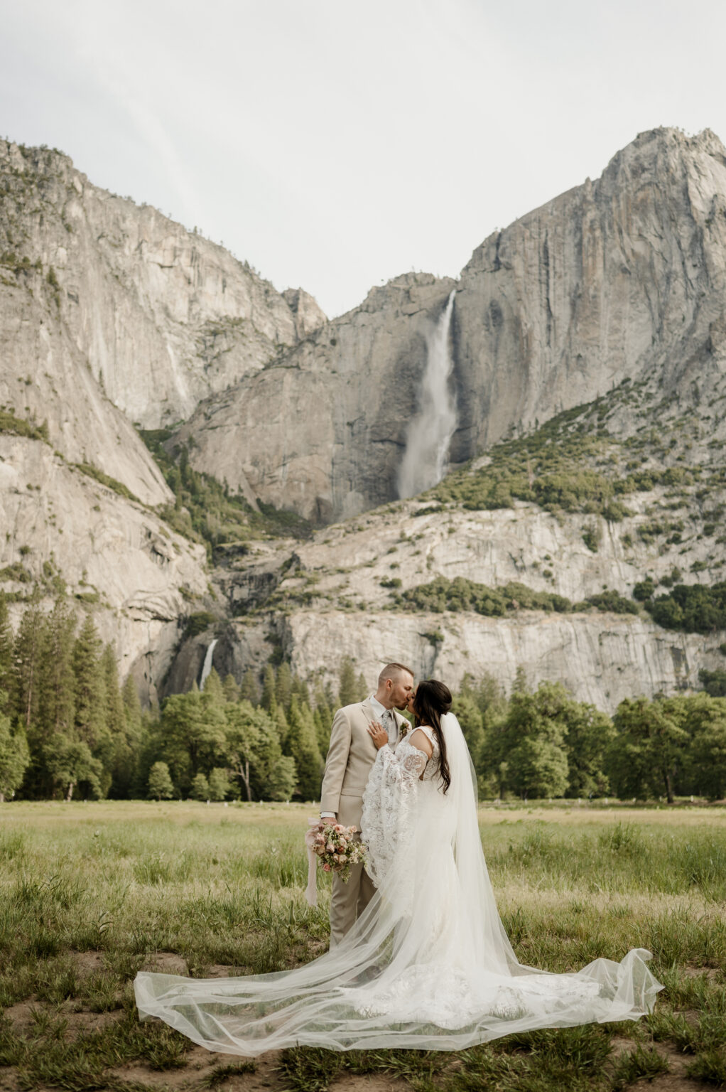 Sentinel Beach Picnic Area Wedding - Authentic Collective