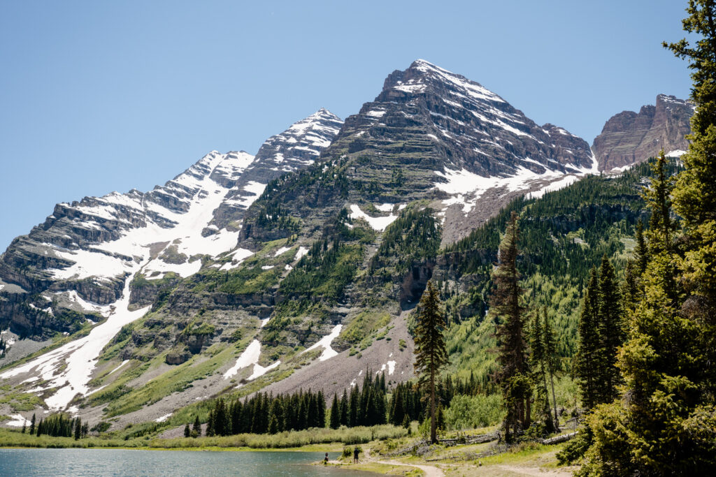 Maroon Bells Amphitheater Wedding | Photos, Pricing & Tips